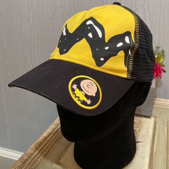 Vintage | Accessories | Vintage Cedar Fair Entertainment Charlie Brown ...